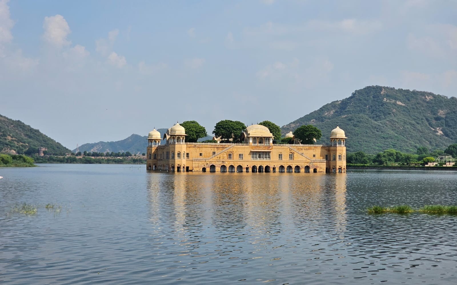 Hawa Mahal History: The Story Behind Jaipur’s Iconic Palace - Taj Mahal ...